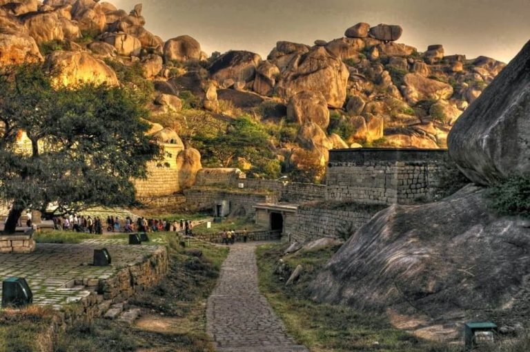 The magnificent fort of Chitradurga • The Mysterious India