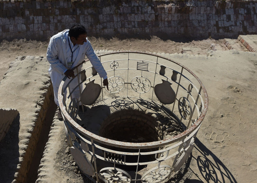 Saving lost ancient city of Mohenjo Daro • The Mysterious India