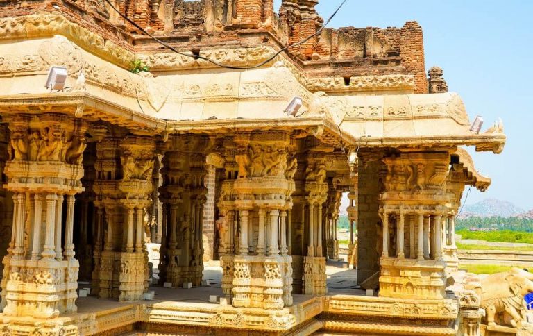 The Musical Pillars Of The Vittala Temple in Hampi • The Mysterious India